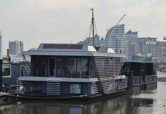 Solar Powered Luxury Houseboats