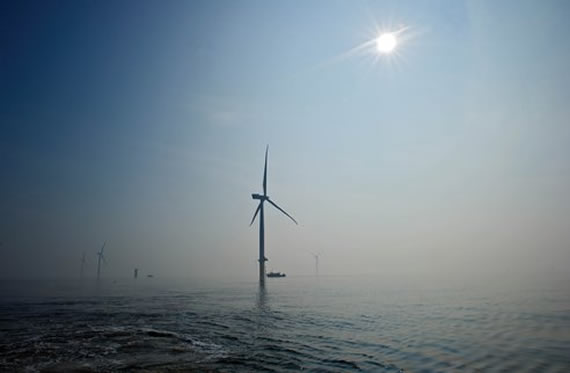 The world’s largest wind-farm, the London Array, begins operations!